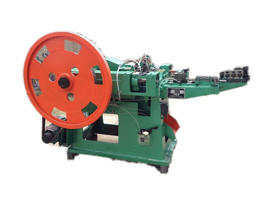 Normal speed nail making machine
